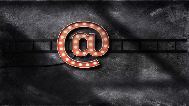 Long lost @ symbol gets new life obscuring malicious URLs