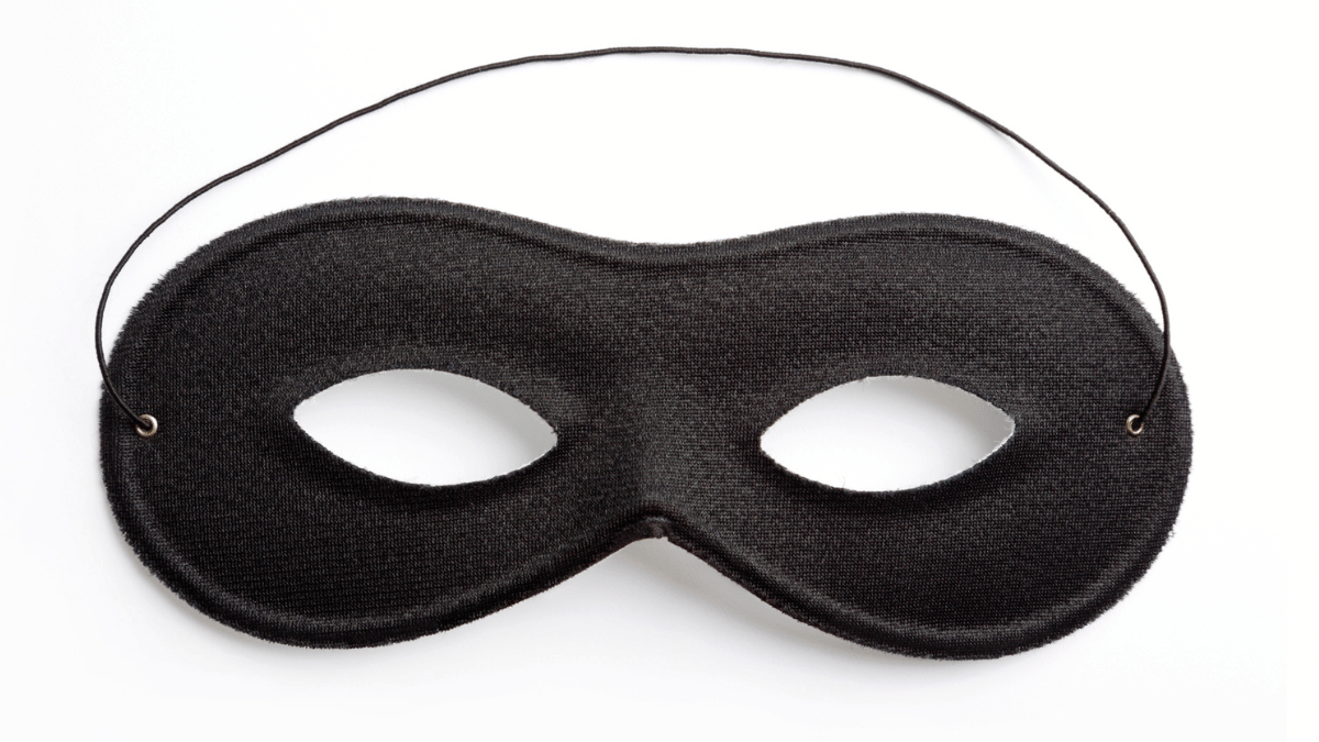 35-year long identity theft leads to imprisonment for victim | Malwarebytes