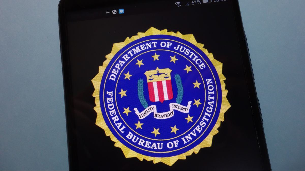 Scammers are impersonating the FBI to steal your personal data ...