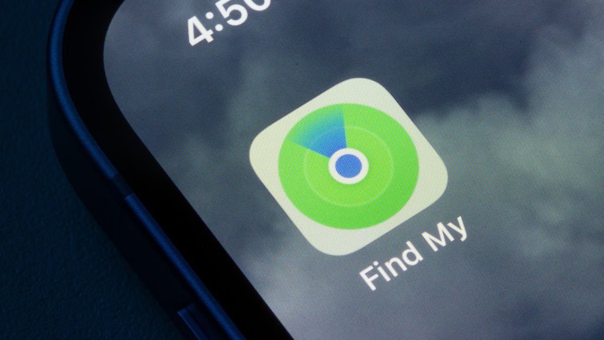 One stolen iPhone uncovered a network smuggling thousands of devices to ...